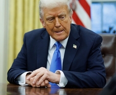 Slipcase - Deloitte UK signals splits with Trump’s US over diversity ...